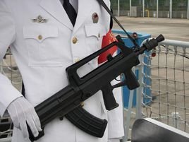 国产QBZ95B型短突击步枪_360百科