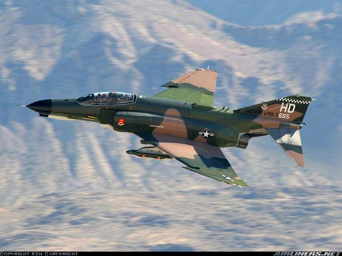 美国F-4战斗机_360百科